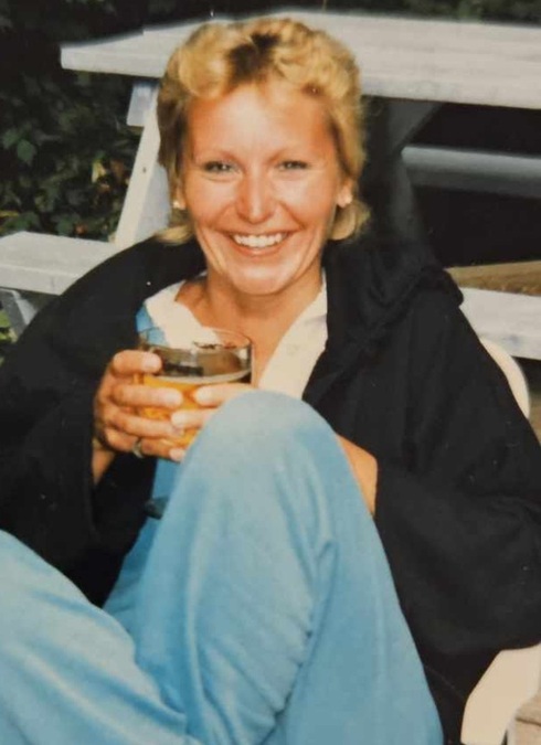 Betty Lannin Obituary - Mitchell, ON | Lockhart Funeral Home Ltd